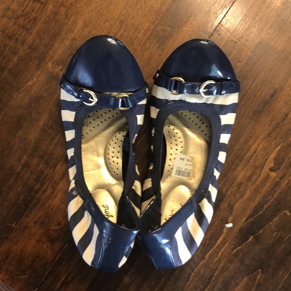 dexflex comfort | Shoes | Dexflex Comfort Ballet Flats | Poshmark
